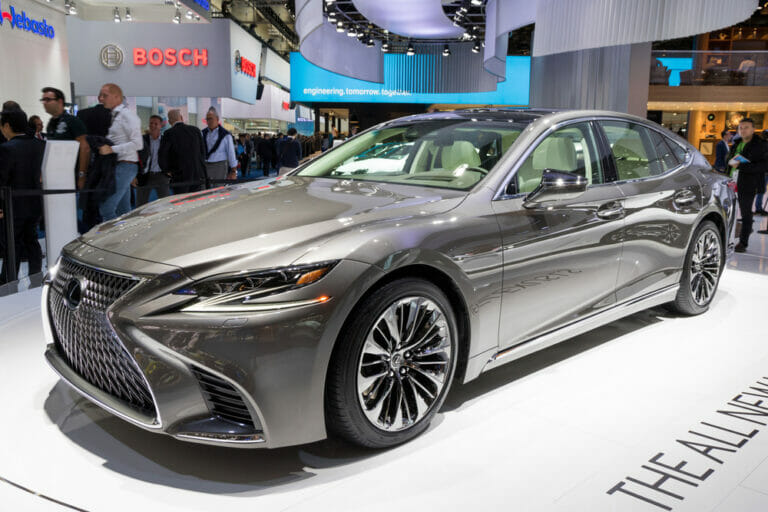 7 Lexus LS 600h Problems, Complaints and Best LS 600H