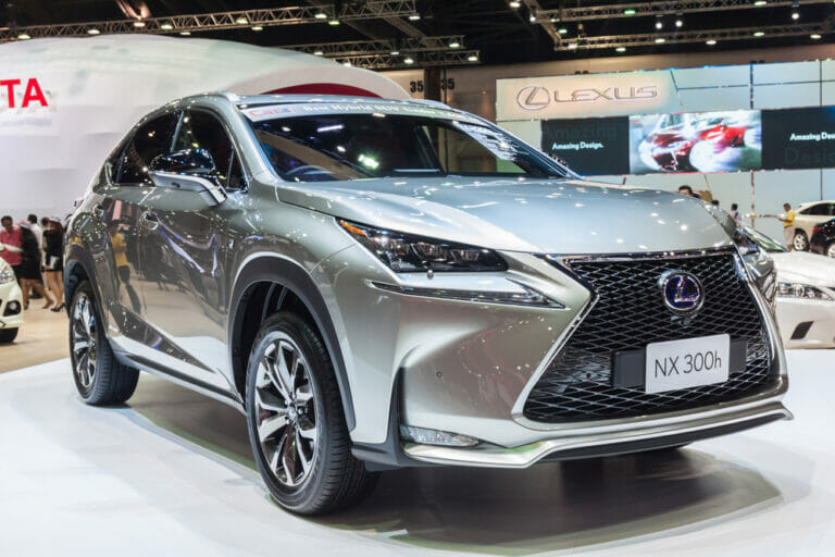 Lexus NX vs UX: Which Is Better Crossover SUV for You?
