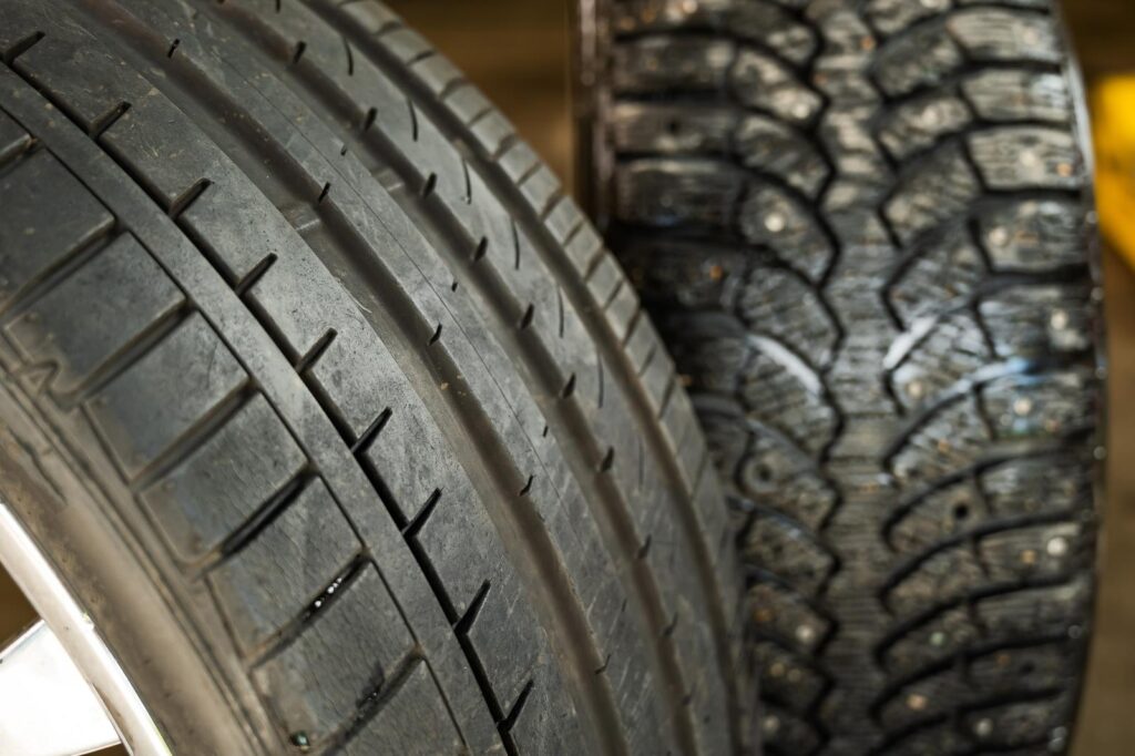 14 Tips to Choose Best Winter Tires for Your Vehicle and Budget