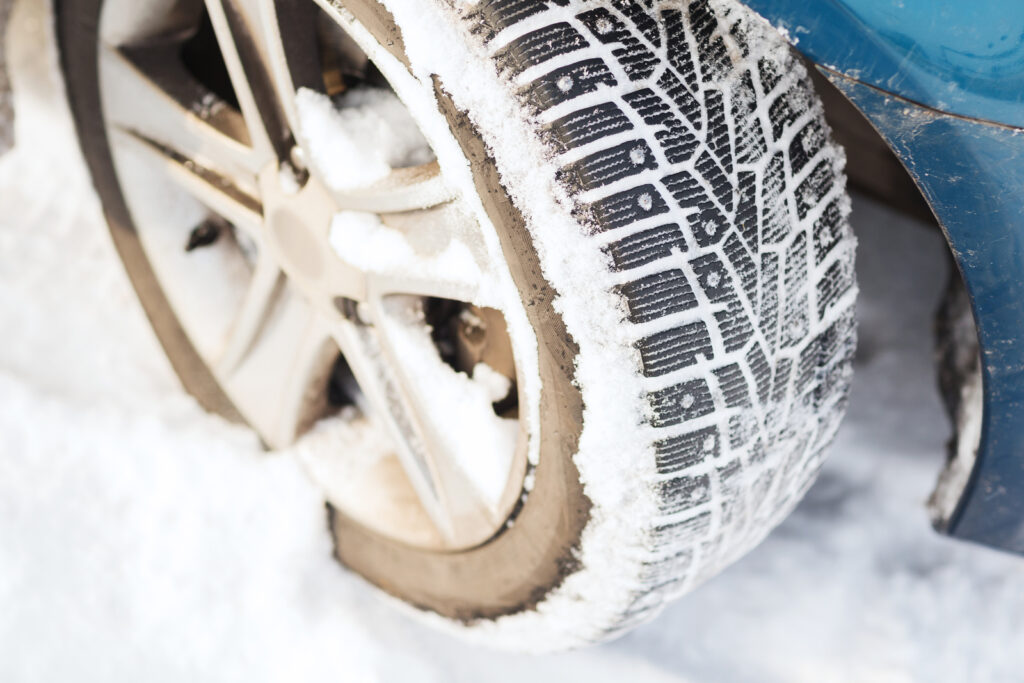 14 Tips to Choose Best Winter Tires for Your Vehicle and Budget