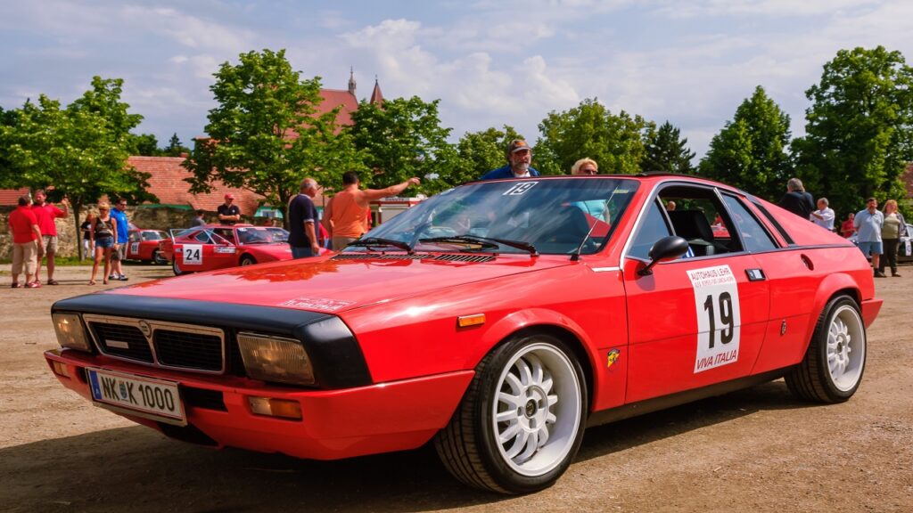 27 Unforgettable 1970s Wedge-Shaped Cars